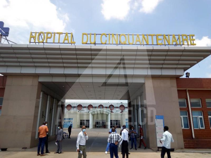 Kinshasa : l’Hôpital du Cinquantenaire dédie un bâtiment pour isoler ...