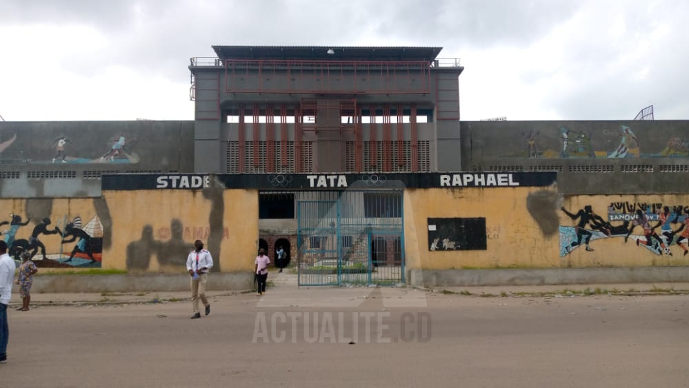 RDC : Didier Tshiyoyo a inspecté le stade Tata Raphaël en prélude du ...
