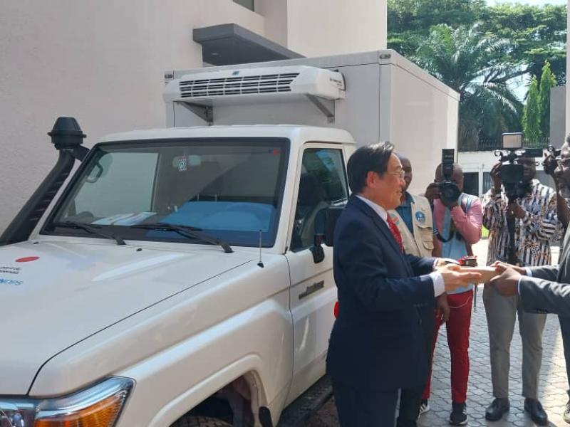 RDC : UNOPS dote le PEV de 10 véhicules frigorifiques pour améliorer la ...