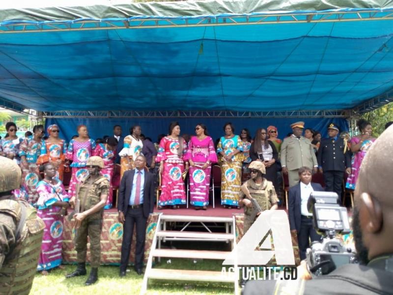 RDC : Ce que pensent certaines Kinoises du traditionnel port de pagne ...