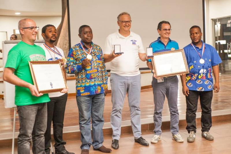 RDC: La Bralima décorée de deux médailles d’or par "Monde Sélection ...